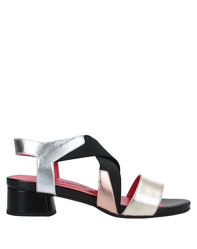PAS DE ROUGE | Silver Women‘s Sandals | YOOX