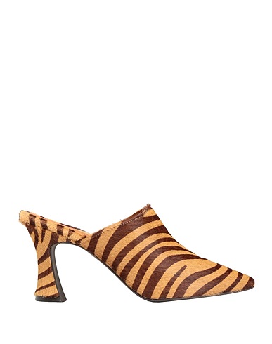8 By YOOX | Beige Women‘s Mules And Clogs | YOOX