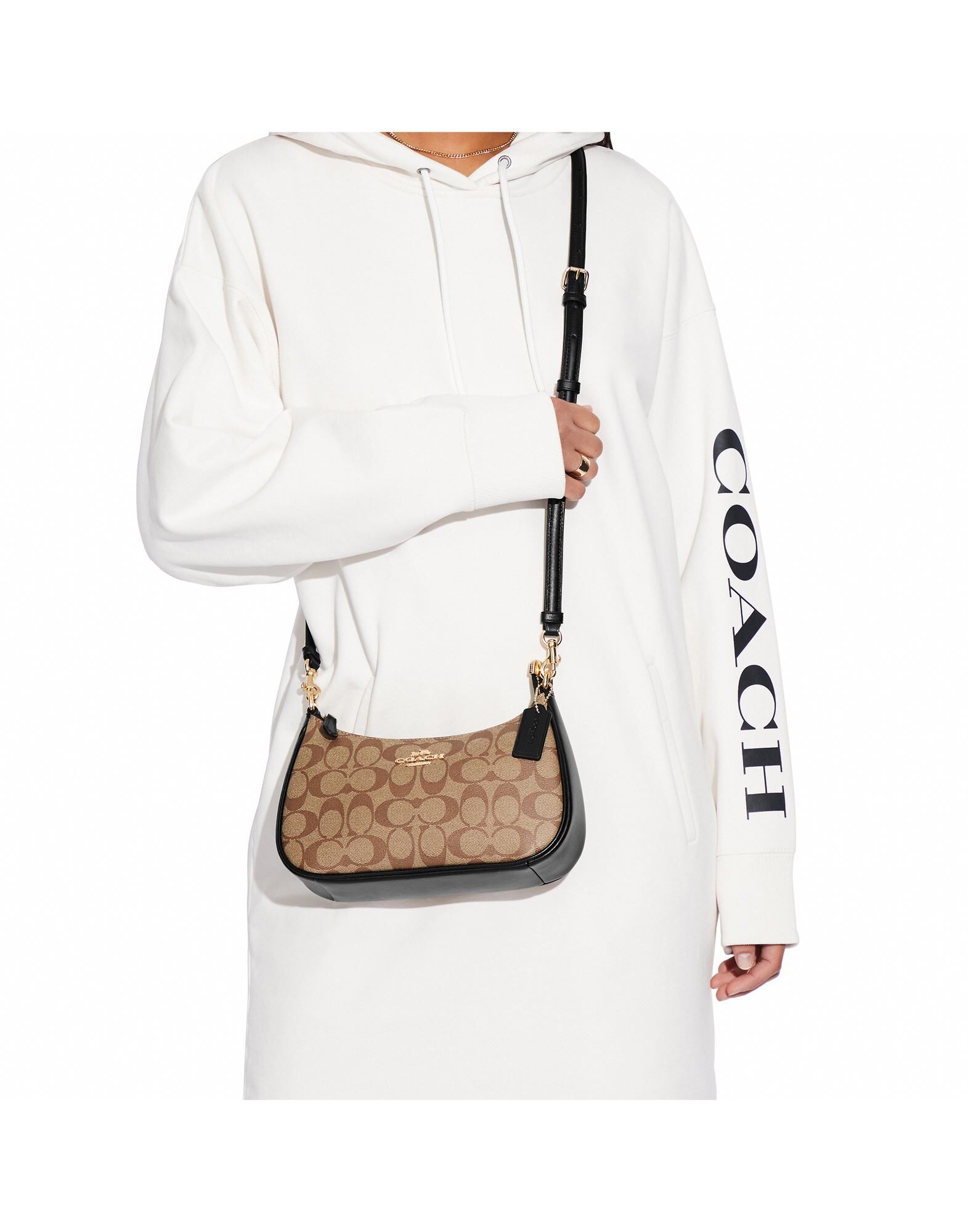 Saldi moda: abbigliamento femminile fino al -80% | YOOX